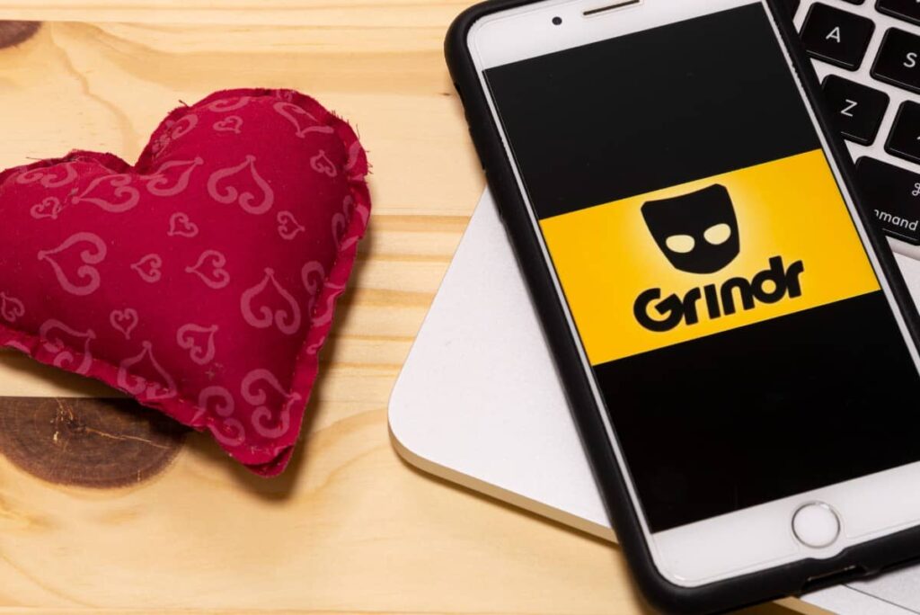 14 Apps Like Grindr - TechSnivel