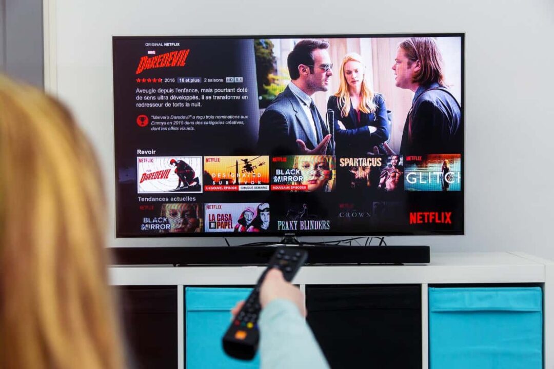 Can You Get Netflix Without Wi-Fi? - TechSnivel