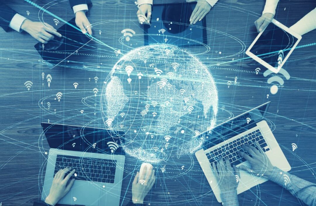 5 Different Types of Communication Technology - TechSnivel